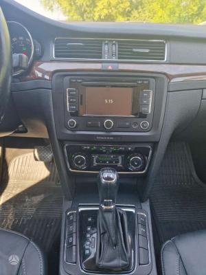 Zaļš Skoda SuperB 2013 Panevēža, ar dzinēja tilpumu 2.00 L un nobraukumu 340 tūkst. km par 4990 €, foto 20 vietnē AUTOMOTO.COM.LV