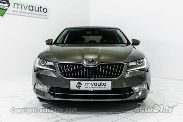 Green Skoda SuperB 2016 in Tallinn, with an engine capacity of 1.80 L and mileage of 136 thousand km for 12990 €, photo 4 on AUTOMOTO.COM.LV