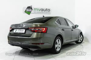 Zaļš Skoda SuperB 2016 Tallina, ar dzinēja tilpumu 1.80 L un nobraukumu 136 tūkst. km par 12990 €, foto 9 vietnē AUTOMOTO.COM.LV