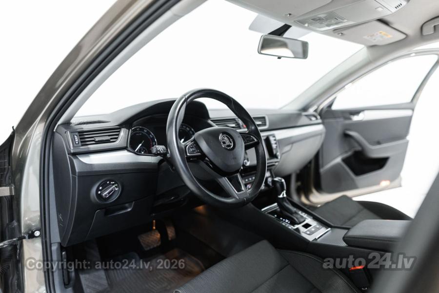Zaļš Skoda SuperB 2016 Tallina, ar dzinēja tilpumu 1.80 L un nobraukumu 136 tūkst. km par 12990 €, foto 12 vietnē AUTOMOTO.COM.LV