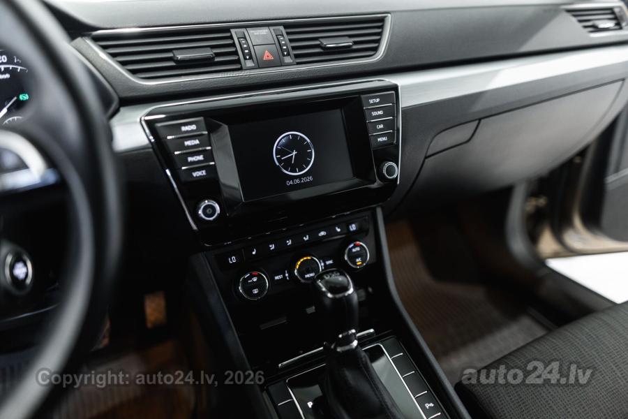 Zaļš Skoda SuperB 2016 Tallina, ar dzinēja tilpumu 1.80 L un nobraukumu 136 tūkst. km par 12990 €, foto 20 vietnē AUTOMOTO.COM.LV