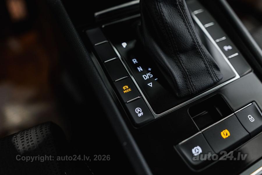 Zaļš Skoda SuperB 2016 Tallina, ar dzinēja tilpumu 1.80 L un nobraukumu 136 tūkst. km par 12990 €, foto 22 vietnē AUTOMOTO.COM.LV