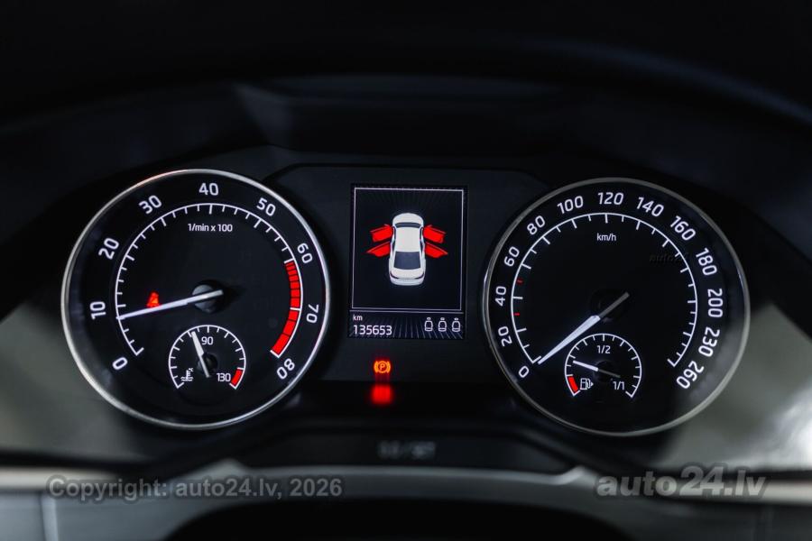 Zaļš Skoda SuperB 2016 Tallina, ar dzinēja tilpumu 1.80 L un nobraukumu 136 tūkst. km par 12990 €, foto 30 vietnē AUTOMOTO.COM.LV