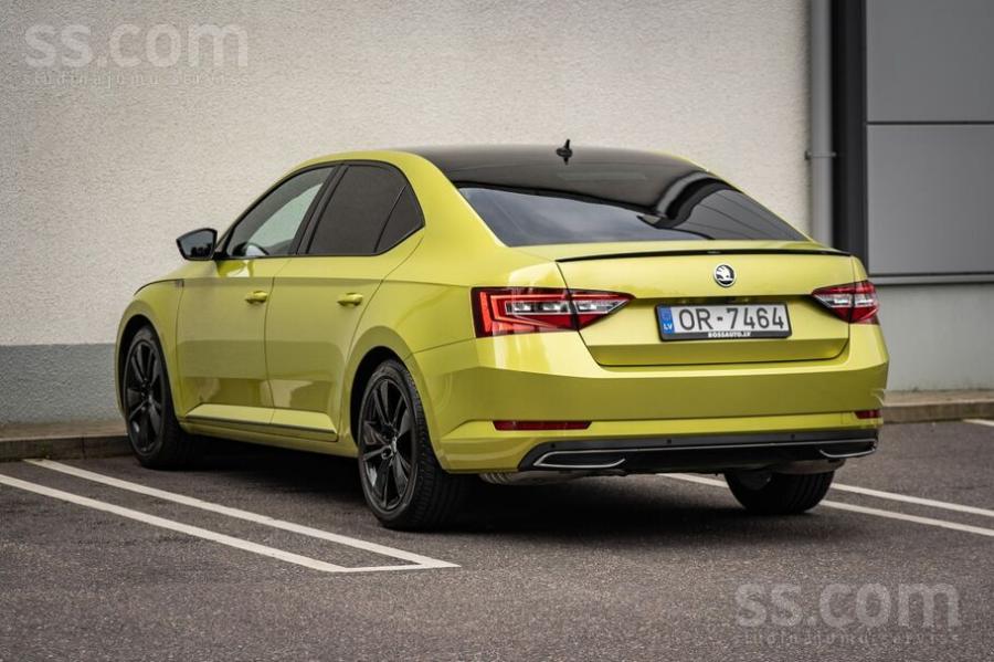 Green Skoda SuperB 2019 in Riga, with an engine capacity of 1.50 L and mileage of 147 thousand km for 16750 €, photo 7 on AUTOMOTO.COM.LV