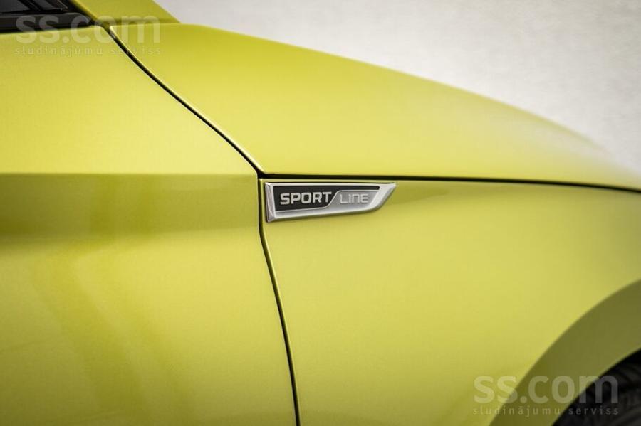Green Skoda SuperB 2019 in Riga, with an engine capacity of 1.50 L and mileage of 147 thousand km for 16750 €, photo 8 on AUTOMOTO.COM.LV