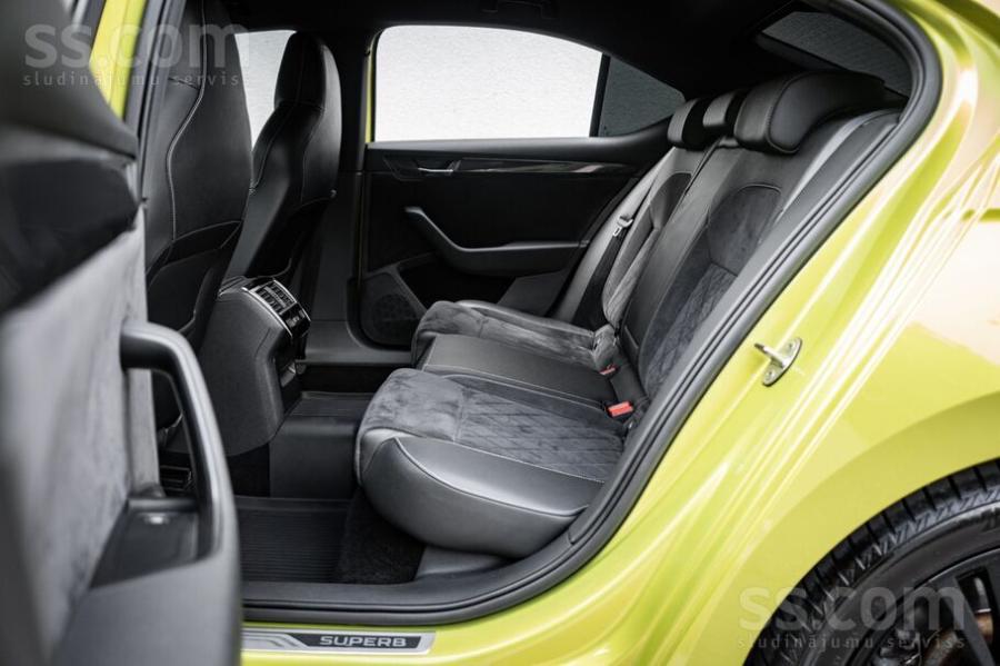 Green Skoda SuperB 2019 in Riga, with an engine capacity of 1.50 L and mileage of 147 thousand km for 16750 €, photo 14 on AUTOMOTO.COM.LV