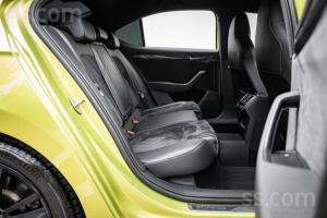 Green Skoda SuperB 2019 in Riga, with an engine capacity of 1.50 L and mileage of 147 thousand km for 16750 €, photo 15 on AUTOMOTO.COM.LV