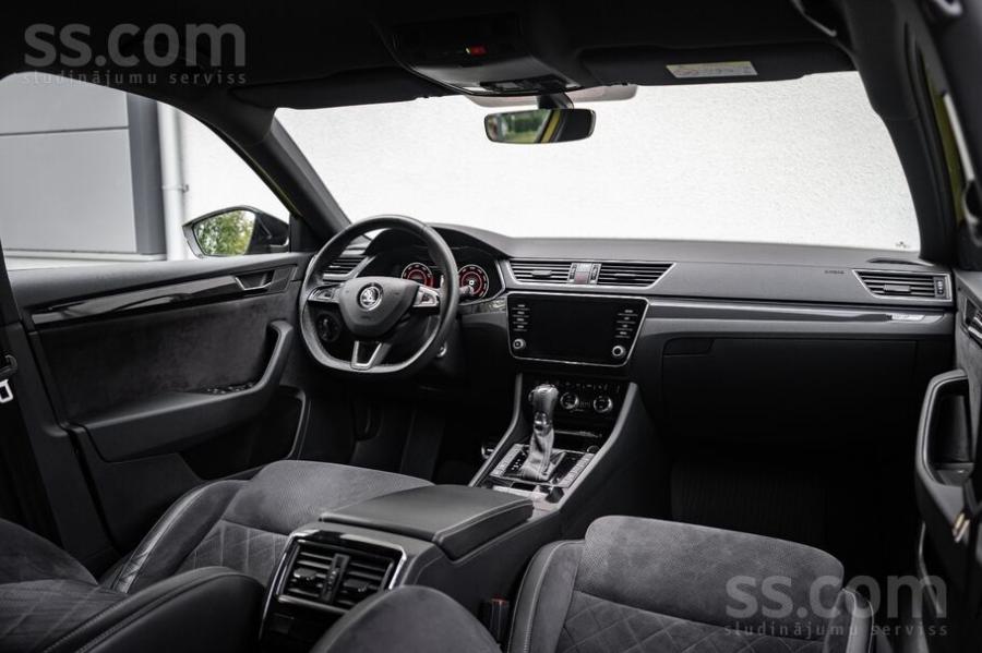 Green Skoda SuperB 2019 in Riga, with an engine capacity of 1.50 L and mileage of 147 thousand km for 16750 €, photo 18 on AUTOMOTO.COM.LV