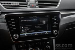 Green Skoda SuperB 2019 in Riga, with an engine capacity of 1.50 L and mileage of 147 thousand km for 16750 €, photo 26 on AUTOMOTO.COM.LV