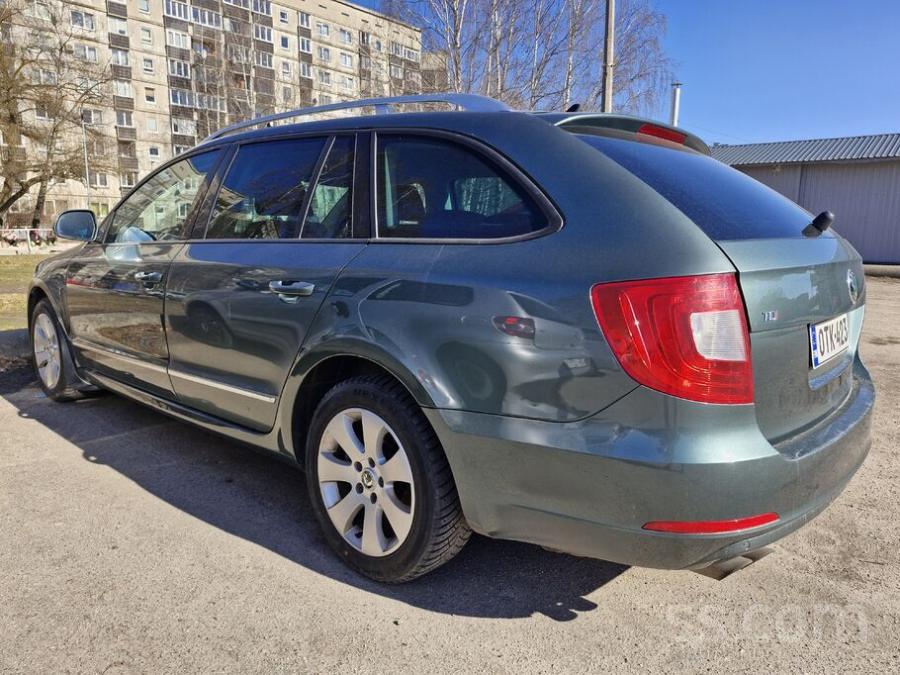 Green Skoda SuperB 2012 in Riga, with an engine capacity of 2.00 L and mileage of 0 thousand km for 3900 €, photo 1 on AUTOMOTO.COM.LV