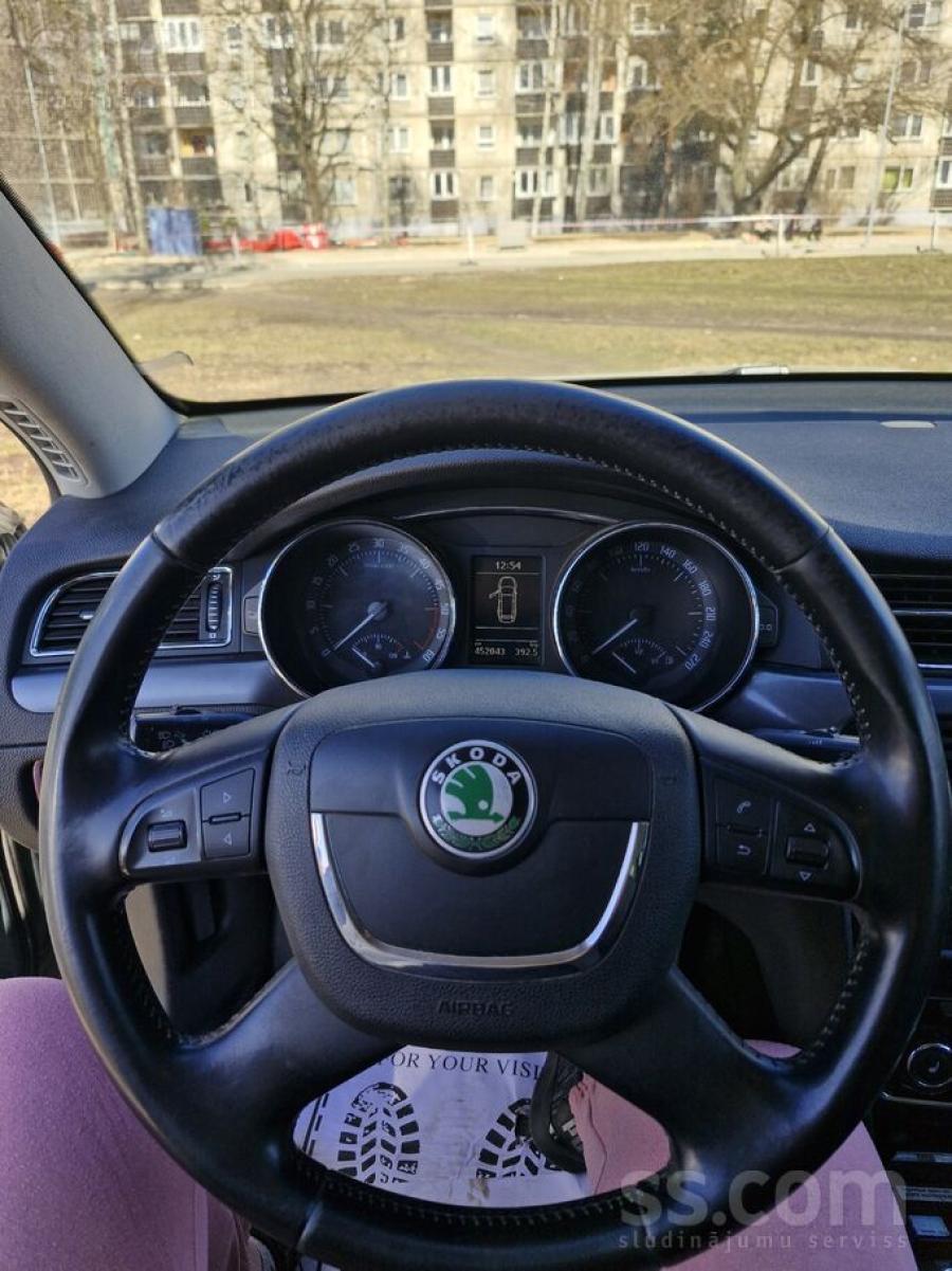 Zaļš Skoda SuperB 2012 Rīga, ar dzinēja tilpumu 2.00 L un nobraukumu 450 tūkst. km par 4000 €, foto 9 vietnē AUTOMOTO.COM.LV