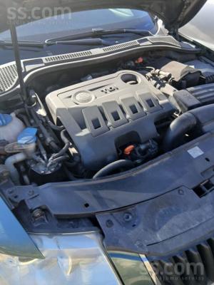 Zaļš Skoda SuperB 2012 Rīga, ar dzinēja tilpumu 2.00 L un nobraukumu 450 tūkst. km par 4000 €, foto 10 vietnē AUTOMOTO.COM.LV
