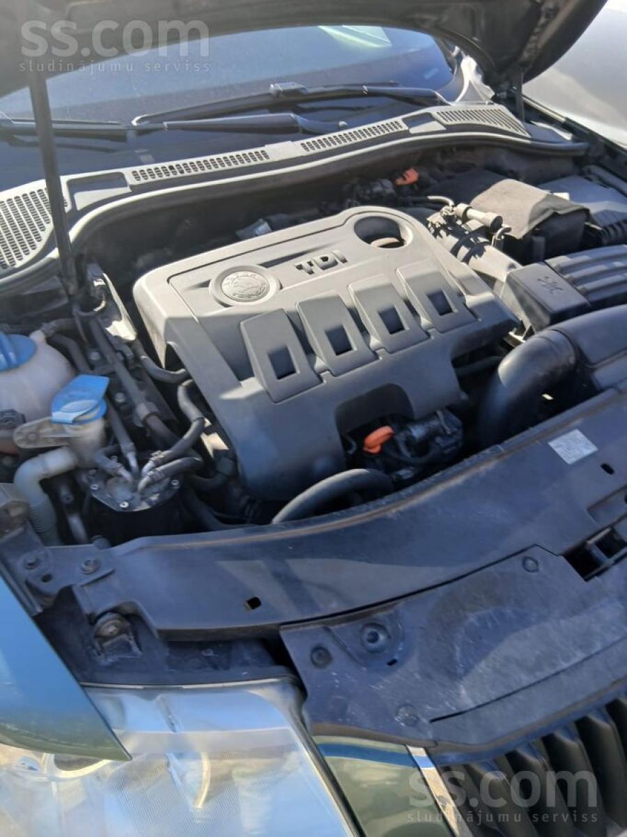 Zaļš Skoda SuperB 2012 Rīga, ar dzinēja tilpumu 2.00 L un nobraukumu 450 tūkst. km par 4000 €, foto 10 vietnē AUTOMOTO.COM.LV
