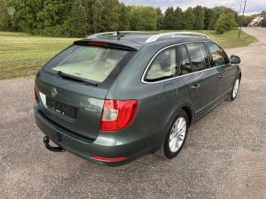 Green Skoda SuperB 2012 in Siauliai, with an engine capacity of 1.60 L and mileage of 280 thousand km for 4950 €, photo 5 on AUTOMOTO.COM.LV