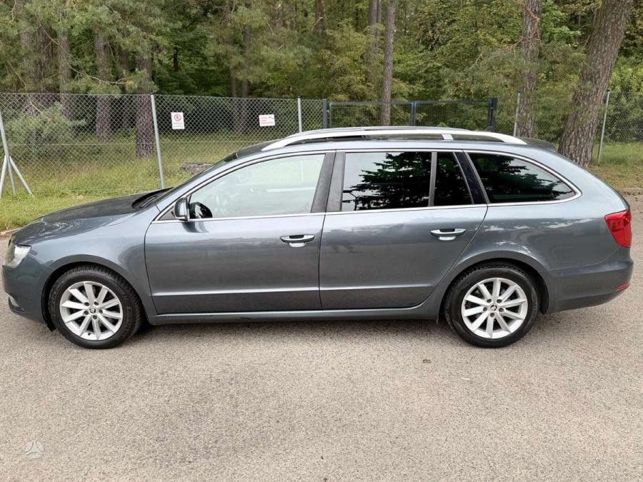 Green Skoda SuperB 2014 in Kaunas, with an engine capacity of 1.60 L and mileage of 250 thousand km for 5999 €, photo 7 on AUTOMOTO.COM.LV