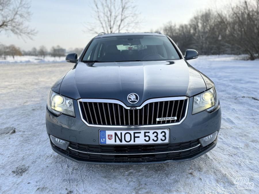 Green Skoda SuperB 2014 in Kaunas, with an engine capacity of 1.60 L and mileage of 252 thousand km for 5999 €, photo 3 on AUTOMOTO.COM.LV