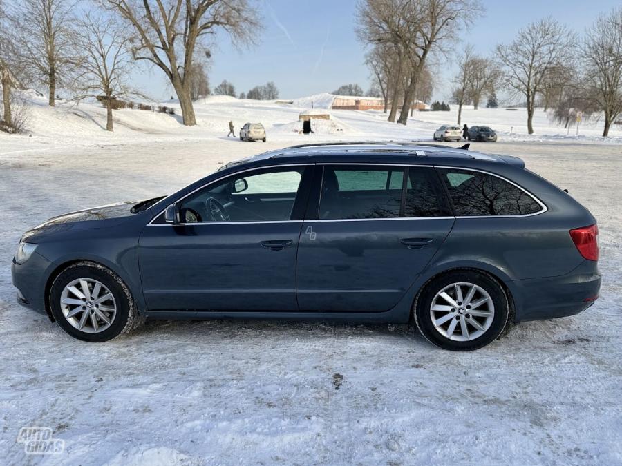Green Skoda SuperB 2014 in Kaunas, with an engine capacity of 1.60 L and mileage of 252 thousand km for 5999 €, photo 4 on AUTOMOTO.COM.LV