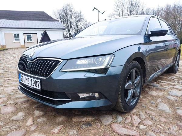Green Skoda SuperB 2016 in Utena, with an engine capacity of 1.97 L and mileage of 265 thousand km for 8900 €, photo 5 on AUTOMOTO.COM.LV