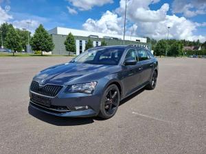 Green Skoda SuperB 2016 in Utena, with an engine capacity of 1.97 L and mileage of 142 thousand km for 11200 €, photo 3 on AUTOMOTO.COM.LV