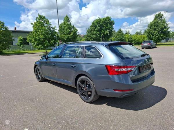 Zaļš Skoda SuperB 2016 Utena, ar dzinēja tilpumu 1.97 L un nobraukumu 142 tūkst. km par 11200 €, foto 6 vietnē AUTOMOTO.COM.LV