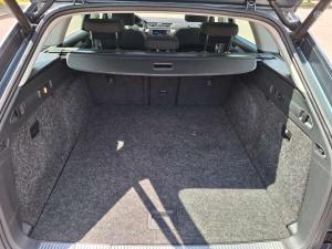 Green Skoda SuperB 2016 in Utena, with an engine capacity of 1.97 L and mileage of 142 thousand km for 11200 €, photo 10 on AUTOMOTO.COM.LV