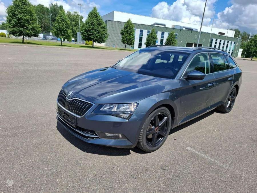 Zaļš Skoda SuperB 2016 Utena, ar dzinēja tilpumu 1.97 L un nobraukumu 140 tūkst. km par 12300 €, foto 8 vietnē AUTOMOTO.COM.LV