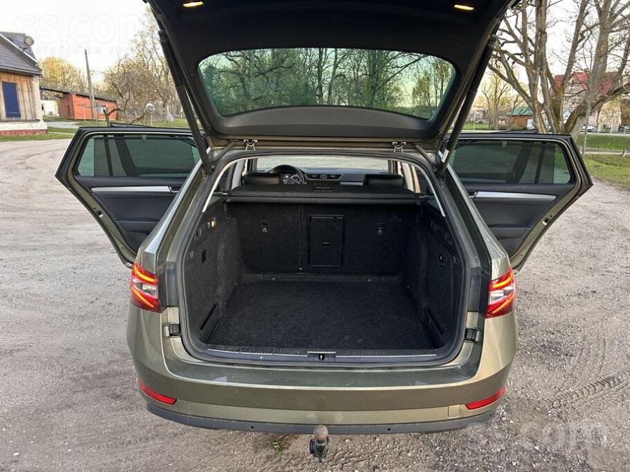 Zaļš Skoda SuperB 2017 Rīga, ar dzinēja tilpumu 2.00 L un nobraukumu 298 tūkst. km par 12500 €, foto 20 vietnē AUTOMOTO.COM.LV