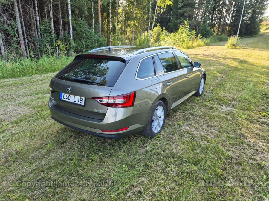 Zaļš Skoda SuperB 2017 Tartu, ar dzinēja tilpumu 1.60 L un nobraukumu 220 tūkst. km par 12900 €, foto 19 vietnē AUTOMOTO.COM.LV