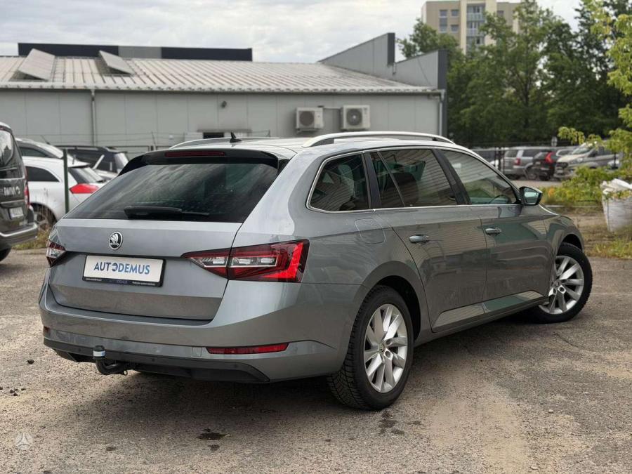 Zaļš Skoda SuperB 2017 Mažeikiai, ar dzinēja tilpumu 1.60 L un nobraukumu 253 tūkst. km par 10900 €, foto 4 vietnē AUTOMOTO.COM.LV
