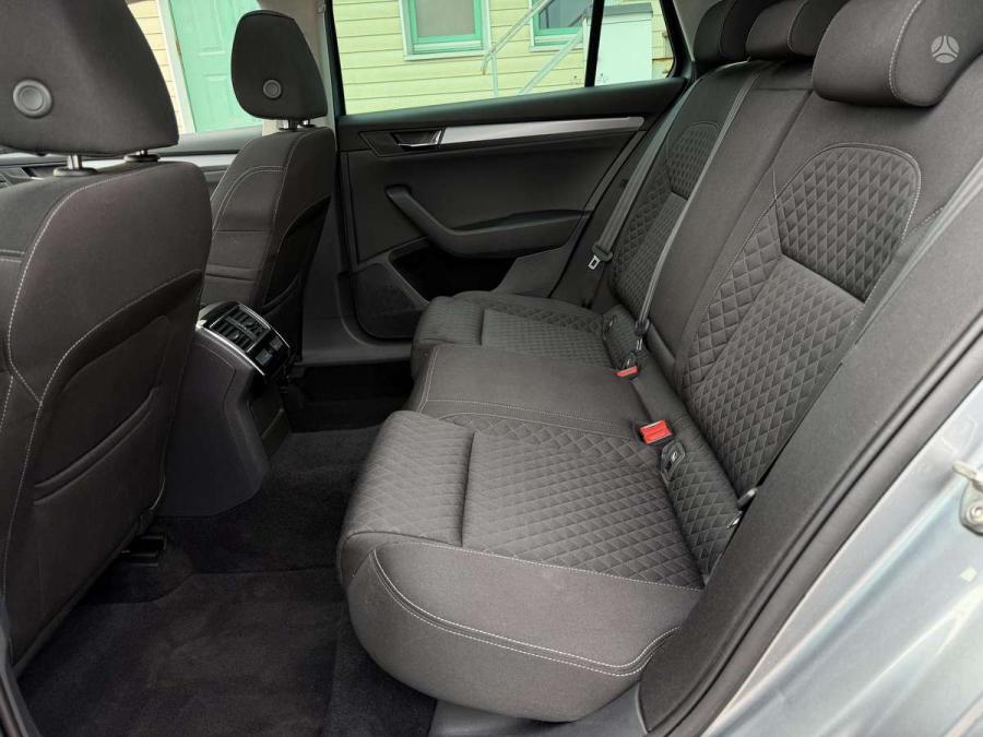Zaļš Skoda SuperB 2017 Mažeikiai, ar dzinēja tilpumu 1.60 L un nobraukumu 253 tūkst. km par 10900 €, foto 26 vietnē AUTOMOTO.COM.LV