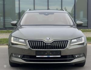 Green Skoda SuperB 2017 in Siauliai, with an engine capacity of 1.80 L and mileage of 209 thousand km for 10990 €, photo 3 on AUTOMOTO.COM.LV