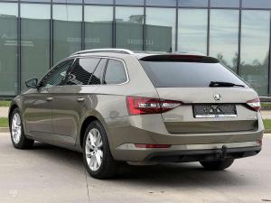 Green Skoda SuperB 2017 in Siauliai, with an engine capacity of 1.80 L and mileage of 209 thousand km for 10990 €, photo 8 on AUTOMOTO.COM.LV