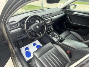 Green Skoda SuperB 2017 in Siauliai, with an engine capacity of 1.80 L and mileage of 209 thousand km for 10990 €, photo 17 on AUTOMOTO.COM.LV