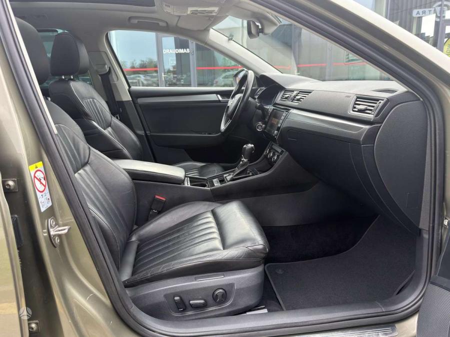 Green Skoda SuperB 2017 in Siauliai, with an engine capacity of 1.80 L and mileage of 209 thousand km for 10990 €, photo 25 on AUTOMOTO.COM.LV