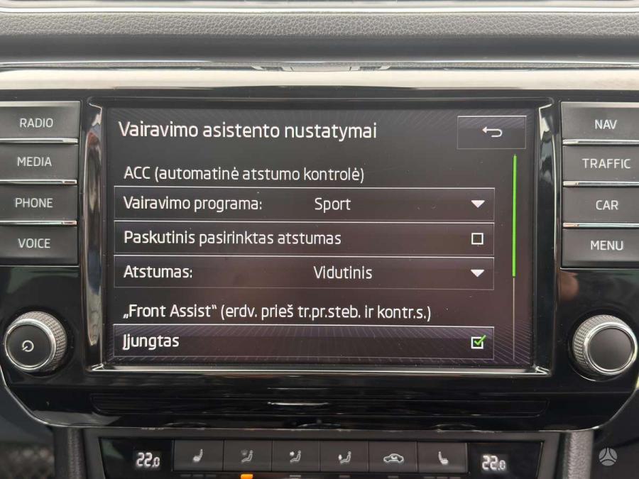 Green Skoda SuperB 2017 in Siauliai, with an engine capacity of 1.80 L and mileage of 209 thousand km for 10990 €, photo 31 on AUTOMOTO.COM.LV