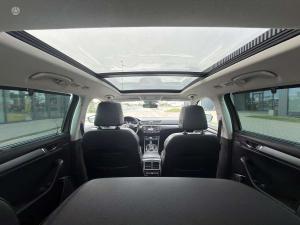 Green Skoda SuperB 2017 in Siauliai, with an engine capacity of 1.80 L and mileage of 209 thousand km for 10990 €, photo 36 on AUTOMOTO.COM.LV