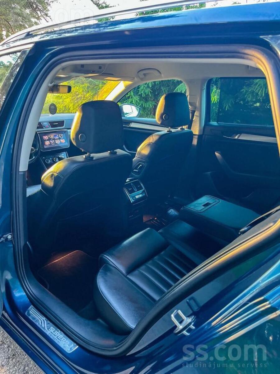 Green Skoda SuperB 2018 in Liepaja, with an engine capacity of 1.60 L and mileage of 226 thousand km for 12500 €, photo 4 on AUTOMOTO.COM.LV