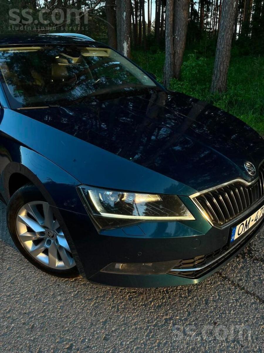 Green Skoda SuperB 2018 in Liepaja, with an engine capacity of 1.60 L and mileage of 226 thousand km for 12500 €, photo 6 on AUTOMOTO.COM.LV