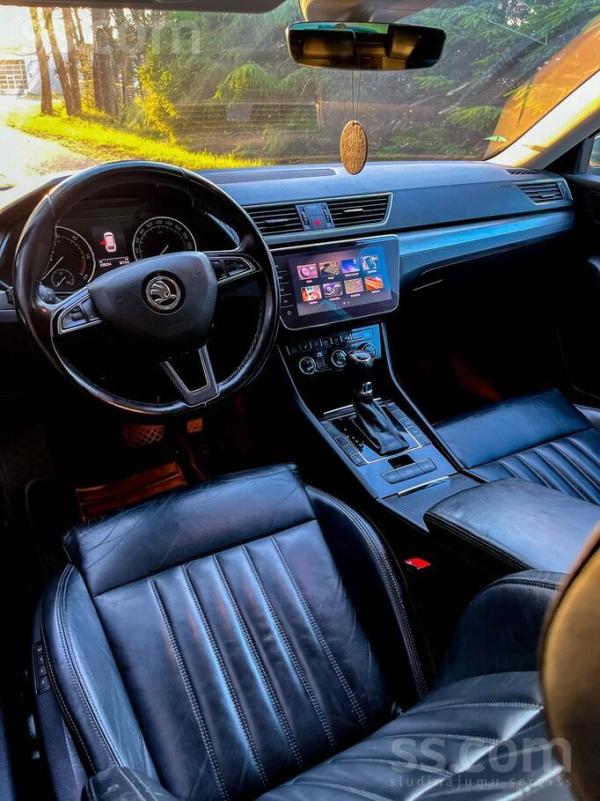 Green Skoda SuperB 2018 in Liepaja, with an engine capacity of 1.60 L and mileage of 226 thousand km for 12500 €, photo 6 on AUTOMOTO.COM.LV