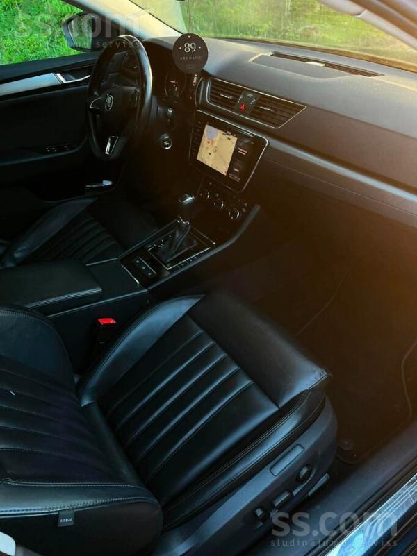 Green Skoda SuperB 2018 in Liepaja, with an engine capacity of 1.60 L and mileage of 226 thousand km for 12500 €, photo 7 on AUTOMOTO.COM.LV