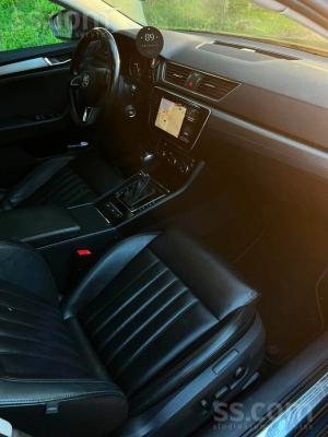 Green Skoda SuperB 2018 in Liepaja, with an engine capacity of 1.60 L and mileage of 226 thousand km for 12500 €, photo 8 on AUTOMOTO.COM.LV