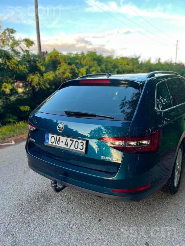 Green Skoda SuperB 2018 in Liepaja, with an engine capacity of 1.60 L and mileage of 226 thousand km for 12500 €, photo 10 on AUTOMOTO.COM.LV