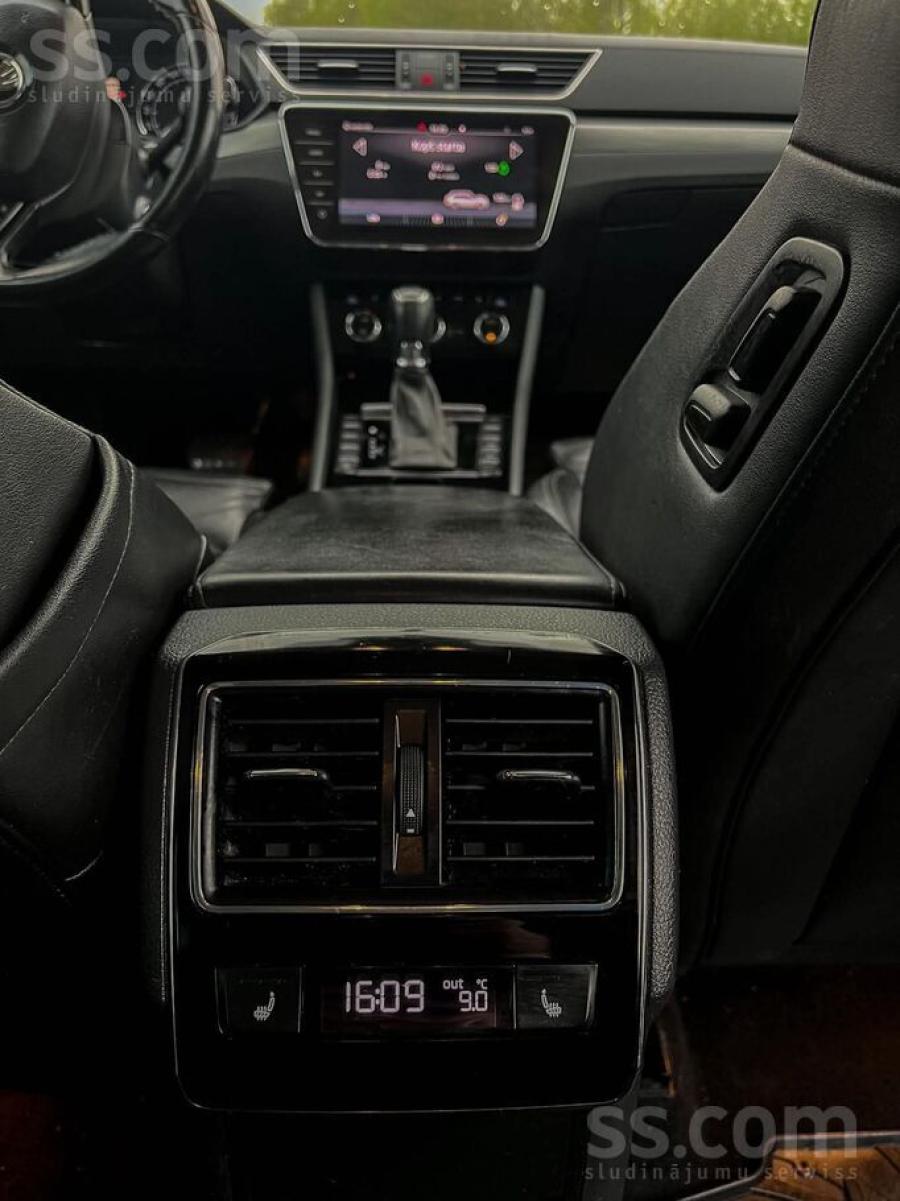 Green Skoda SuperB 2018 in Liepaja, with an engine capacity of 1.60 L and mileage of 226 thousand km for 12500 €, photo 13 on AUTOMOTO.COM.LV