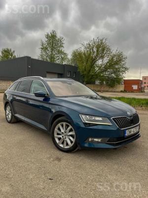 Green Skoda SuperB 2018 in Liepaja, with an engine capacity of 1.60 L and mileage of 226 thousand km for 12500 €, photo 14 on AUTOMOTO.COM.LV