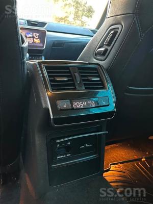 Green Skoda SuperB 2018 in Liepaja, with an engine capacity of 1.60 L and mileage of 226 thousand km for 12500 €, photo 16 on AUTOMOTO.COM.LV
