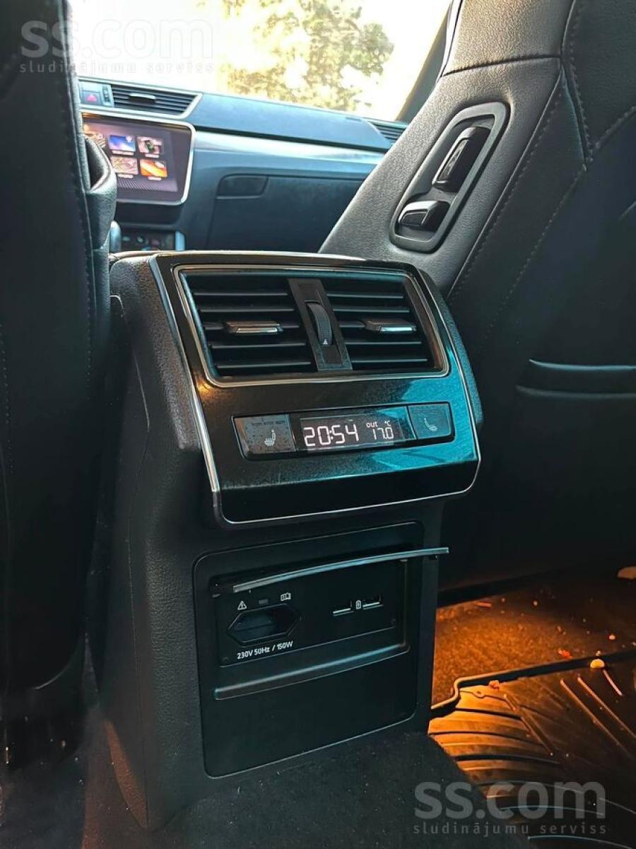 Green Skoda SuperB 2018 in Liepaja, with an engine capacity of 1.60 L and mileage of 226 thousand km for 12500 €, photo 16 on AUTOMOTO.COM.LV