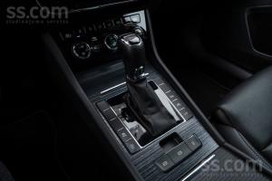 Green Skoda SuperB 2023 in Riga, with an engine capacity of 2.00 L and mileage of 145 thousand km for 22950 €, photo 20 on AUTOMOTO.COM.LV