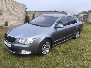 Pelēks Skoda SuperB 2009 Daugavpils, ar dzinēja tilpumu 2.00 L un nobraukumu 311 tūkst. km par 3999 €, foto 2 vietnē AUTOMOTO.COM.LV