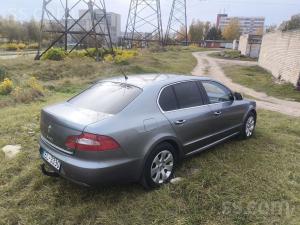 Pelēks Skoda SuperB 2009 Daugavpils, ar dzinēja tilpumu 2.00 L un nobraukumu 311 tūkst. km par 3999 €, foto 4 vietnē AUTOMOTO.COM.LV