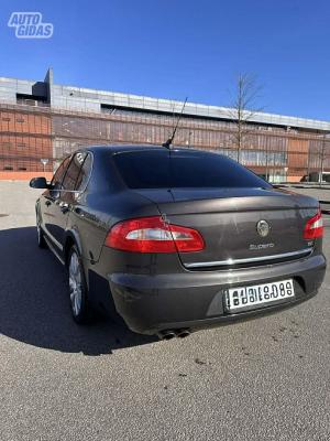 Grey Skoda SuperB 2009 in Klaipeda, with an engine capacity of 1.80 L and mileage of 248 thousand km for 3850 €, photo 7 on AUTOMOTO.COM.LV